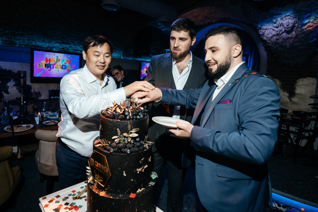 General Media Group провела вокальный конкурс караоке среди рекламных ...